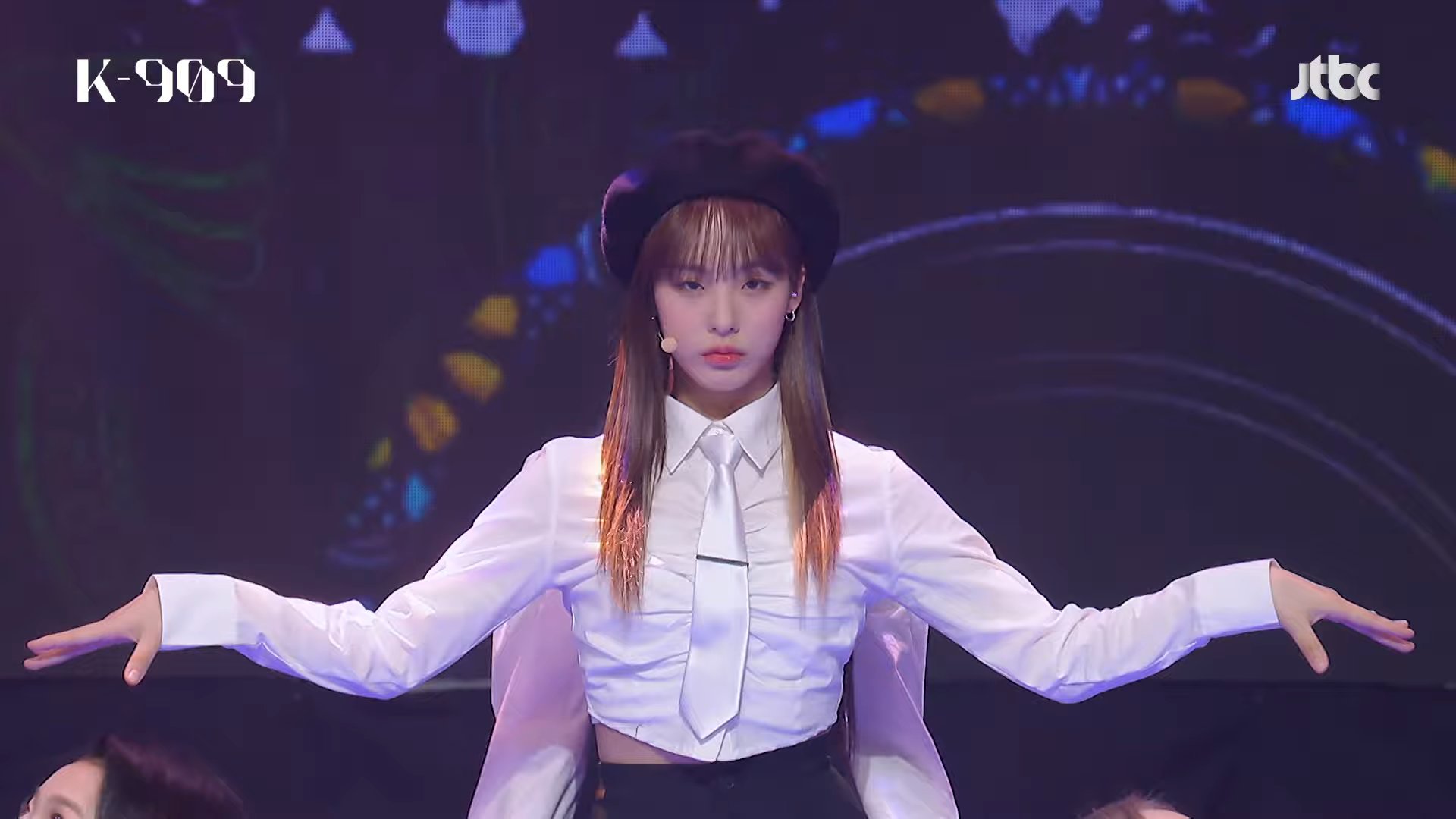 SUN U PIC:s on Twitter: "221029 ZEALOUS l @JTBC K-909 #SEONYOU #선유 #sunUluvU #클라씨 #CLASSy @M25 ...