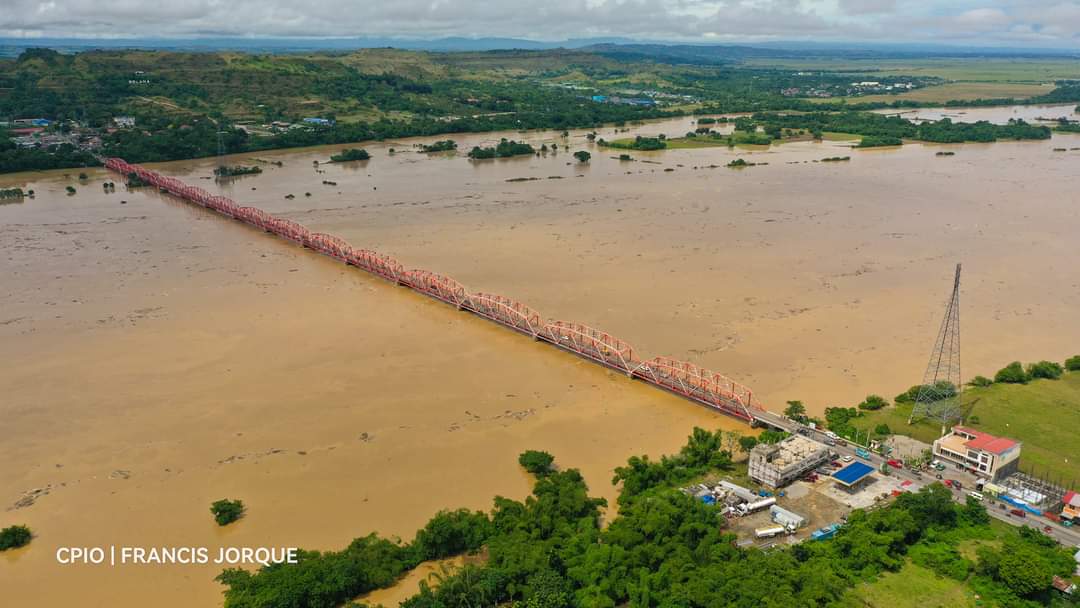 Buntun Bridge in Tuguegarao City reaches critical water level of 11 ...