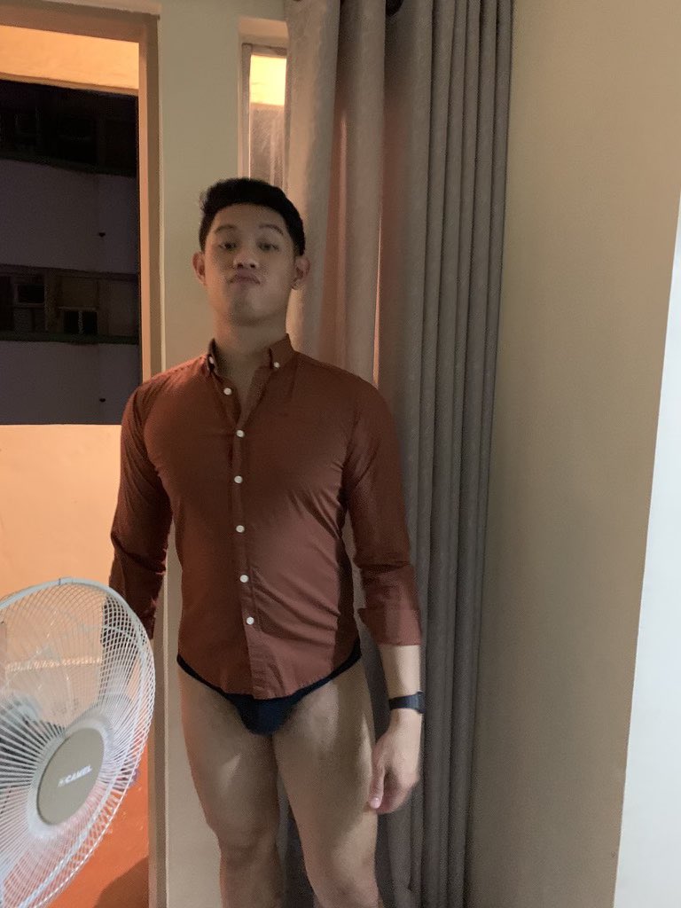 Sam on Twitter: "oof! u caught me! 🙈"