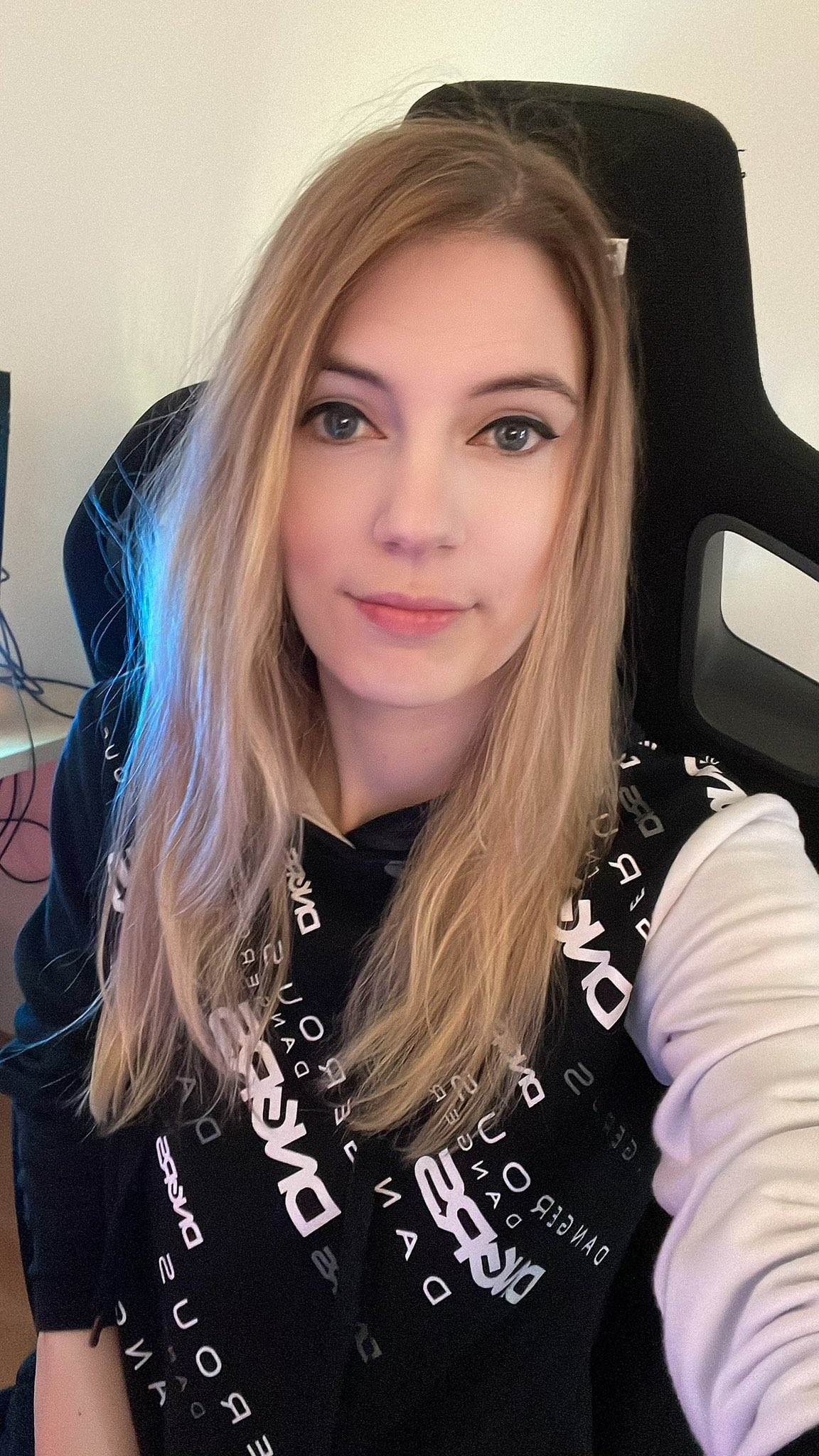 Lory on Twitter: "Heute quatschen wir wieder mit den Jungs: https://t.co/b9jt0KKGjF 👌 https://t ...