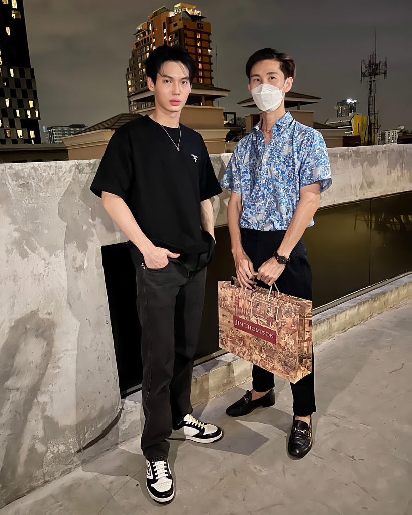 on Twitter: "👀👀👀 #ไบร์ทวิน #bbrightvc #winmetawin https://t.co/KjblTP65Ua" / Twitter