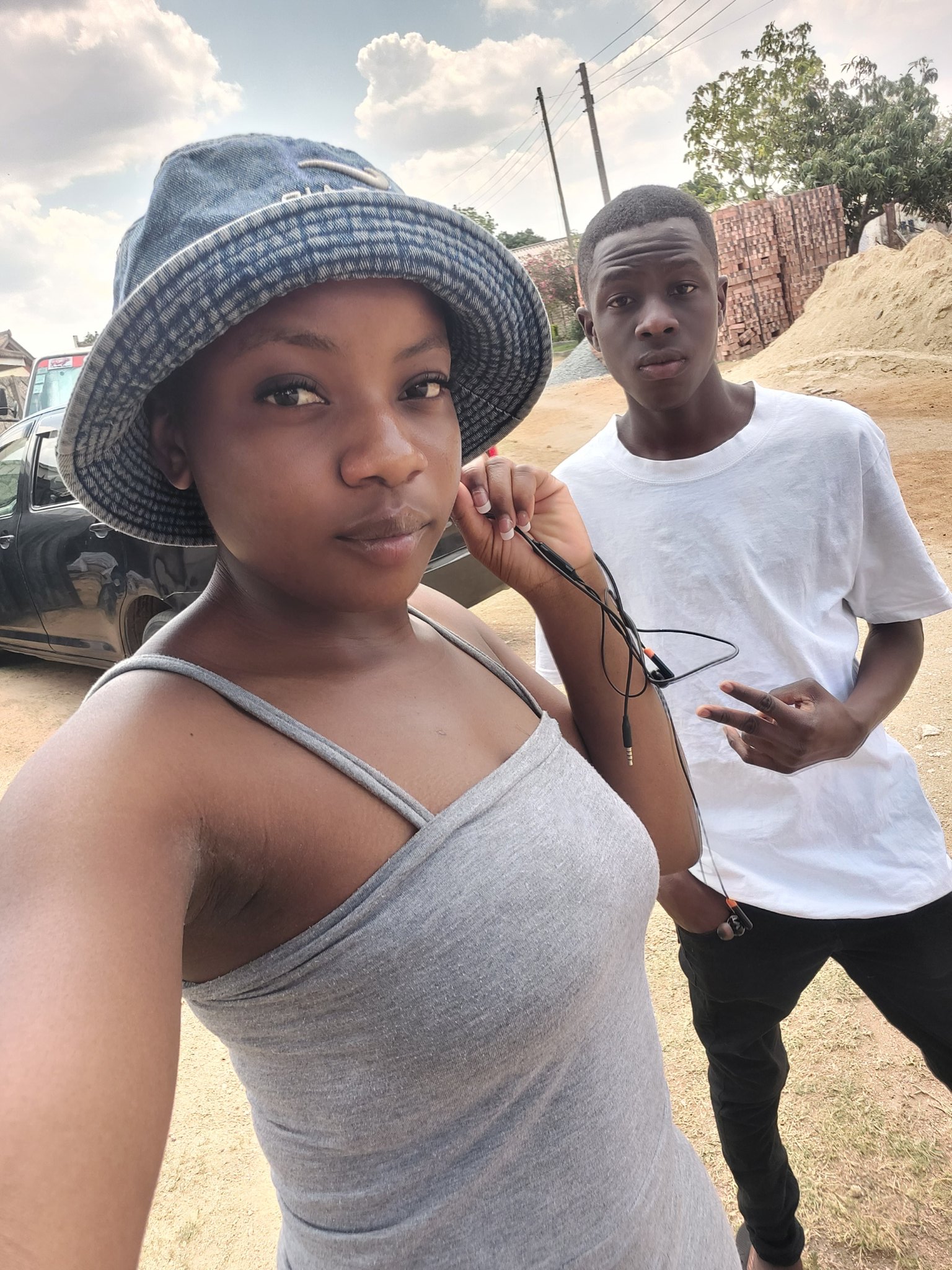 MuDiWa WaMwArI ️ mRs B ️ fOr BoNd on Twitter: "Ona Tarisai Ona Taurai Ona Tarisai na Taurai ...