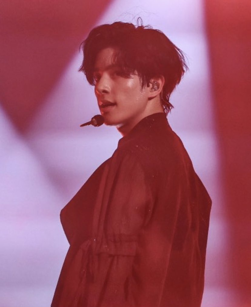Rae Semi Ia π On Twitter Rt Sjydaiiy Hes Unreal Enhypen Mamavote