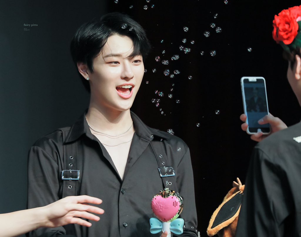 On Twitter 나 이 사진도 꼭 가져야만 J20xpnkhpz Twitter