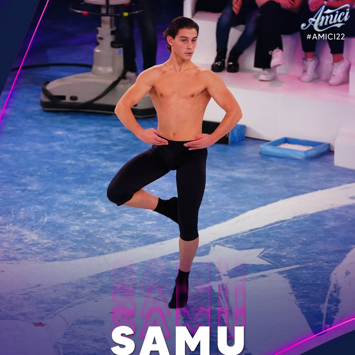 Amici Ufficiale on Twitter: "Samu ha riconsegnato la sua maglia al maestro Emanuel Lo, riuscirà ...