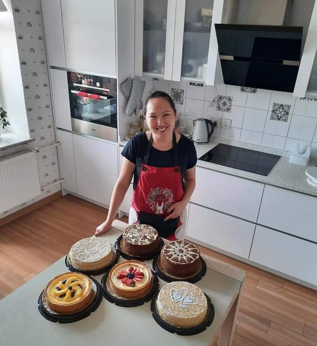 🎂 Бялуунд дурлагч 🍰 On Twitter За би нь торт талх заалгахаар гэртээ