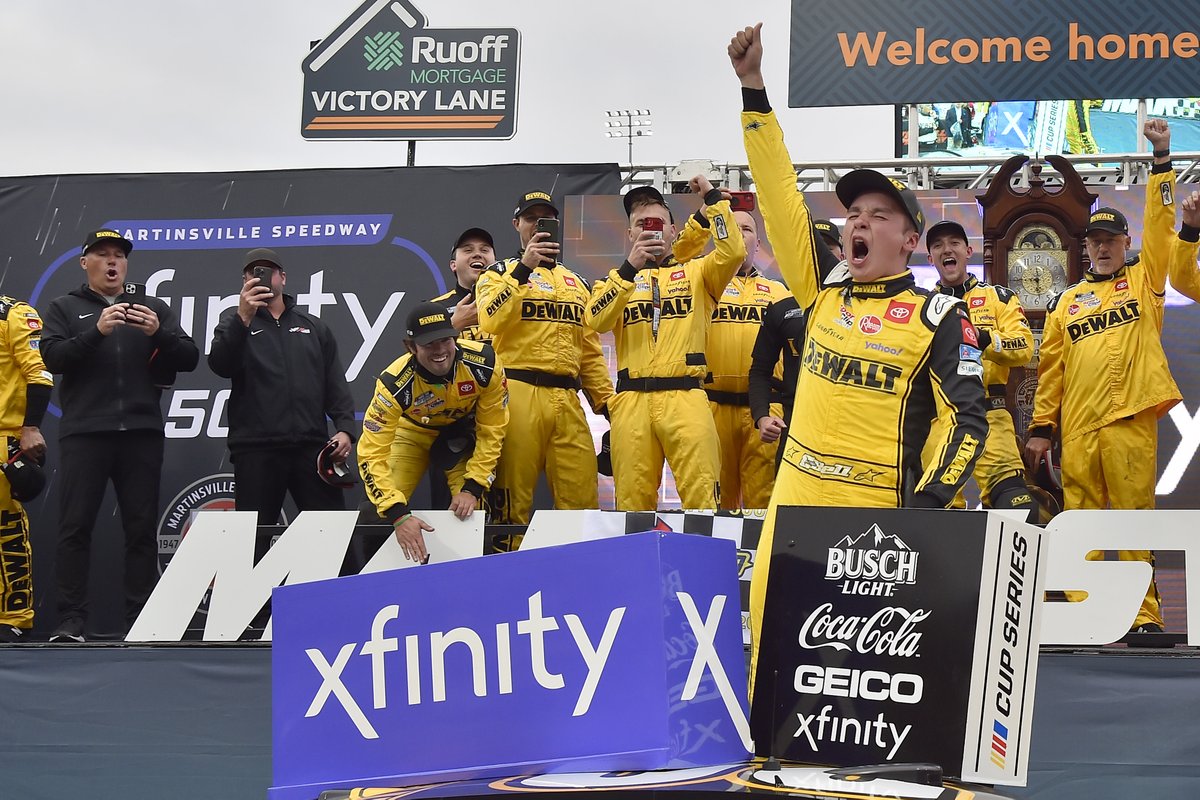 @MartinsvilleSwy's declared sellout today was the first for its fall ...