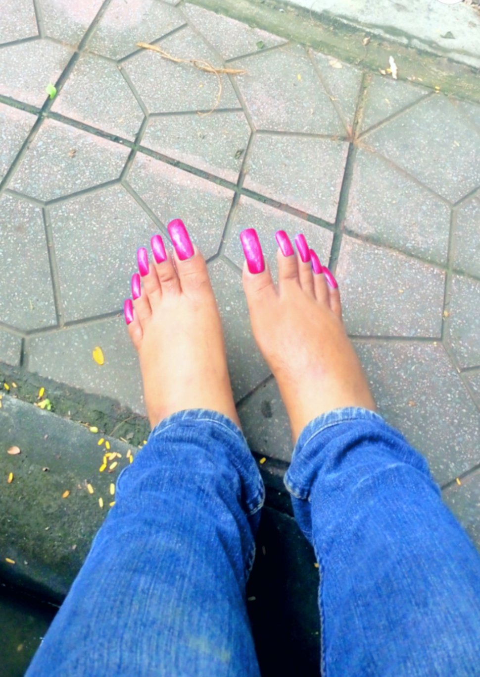 Long Toenails In High Heels