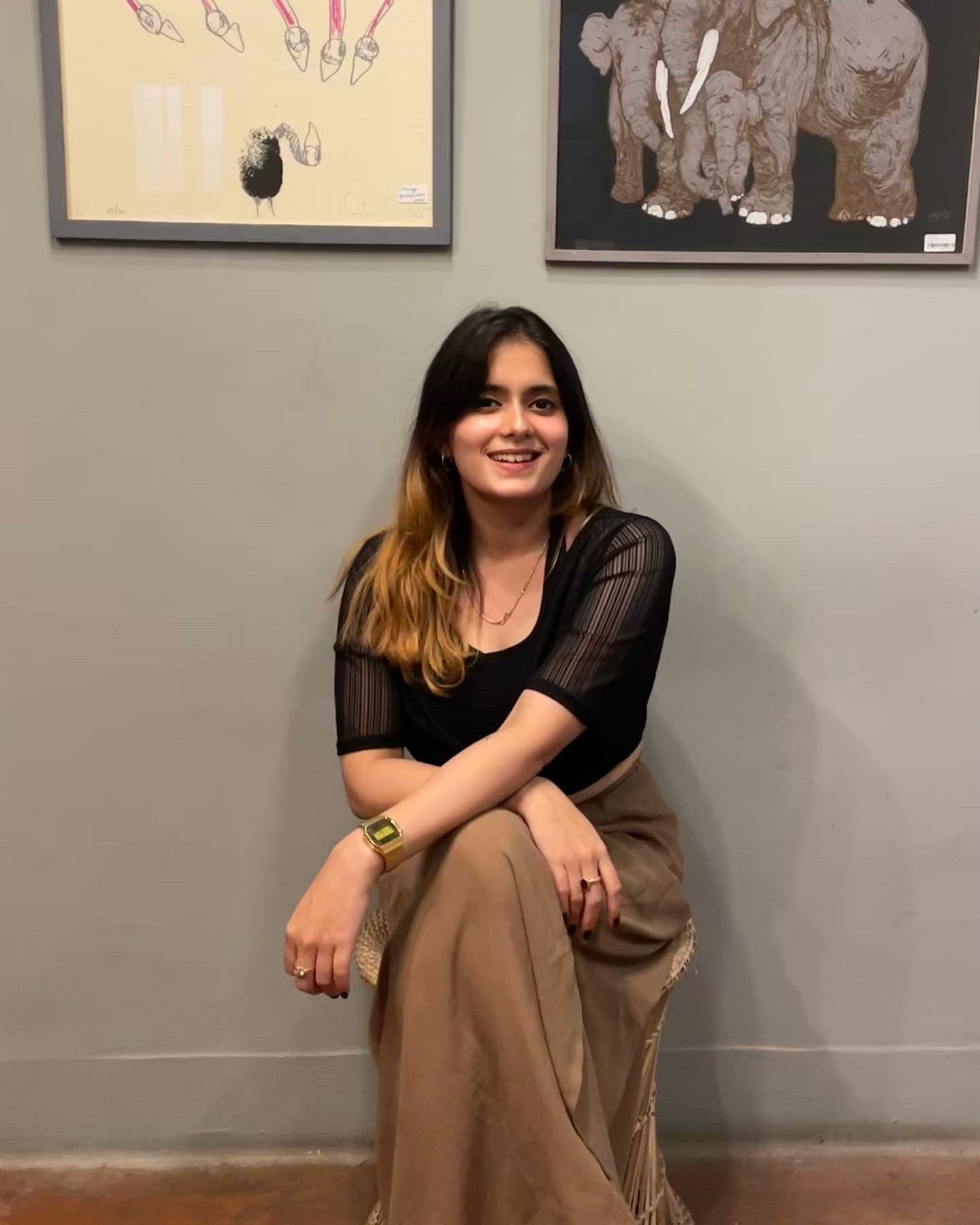 manjari on Twitter: "@Tinder_India heyy hi 👀 https://t.co/qRSvx9xmU0" / Twitter