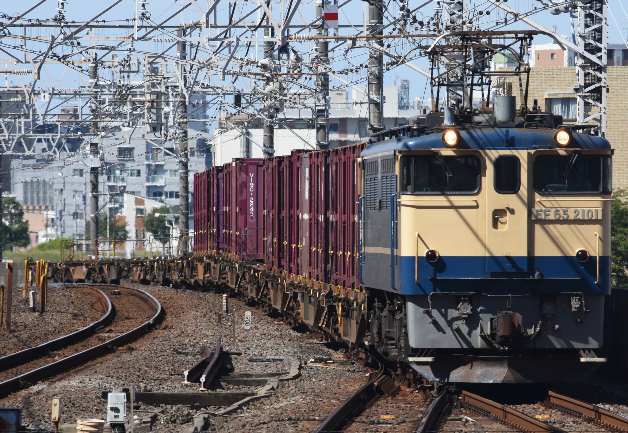 愛知機関区EF64 on Twitter: "2022/10/11 1093レ EF65 2101+コキ 工9435レ 銚子工臨 DE10 1685+ホキ8 銚子工臨がありました。 https ...