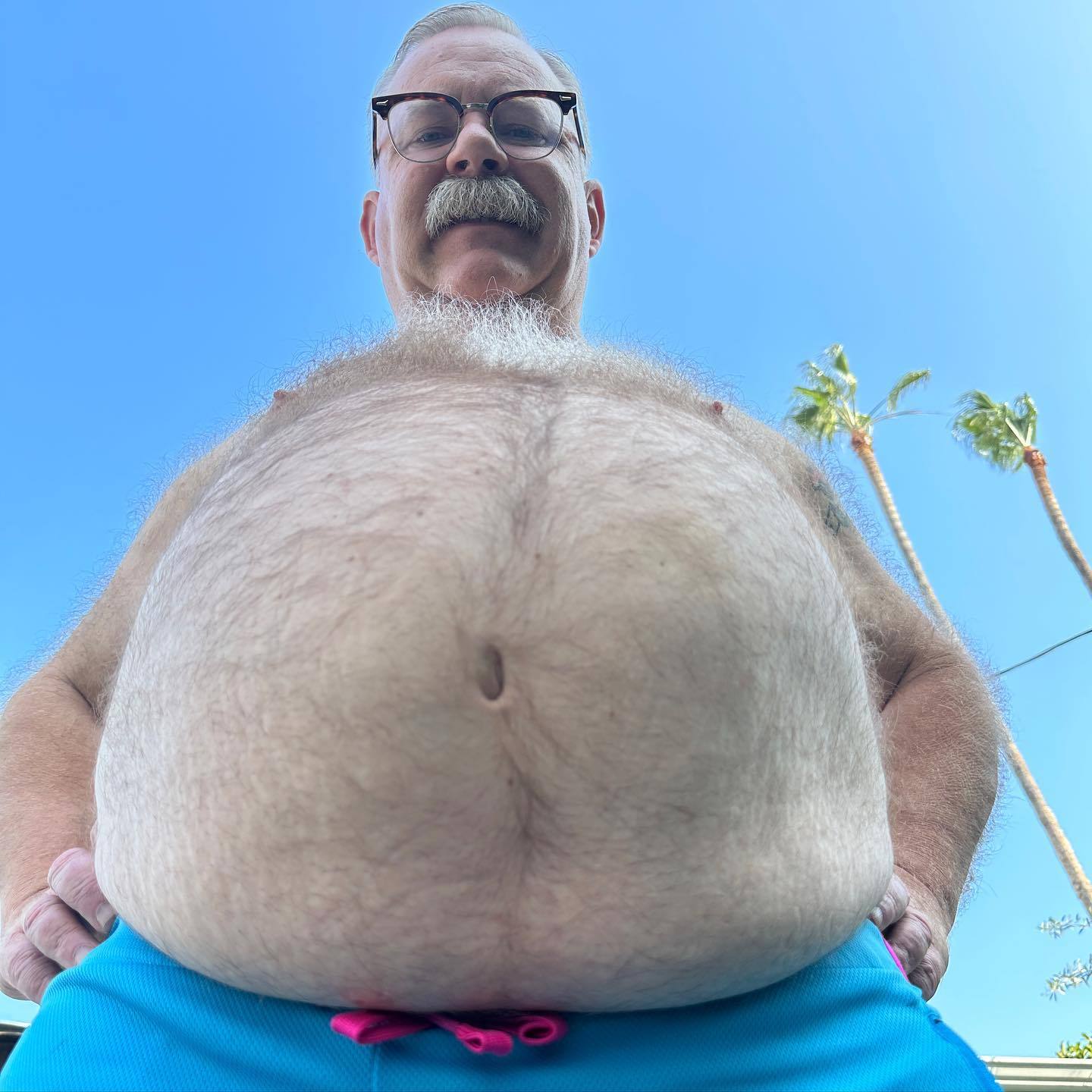 MMOTVF on Twitter: "Tim Hooper American Actor I’m liking this angle. https://t.co/HxG5gkkkLA ...