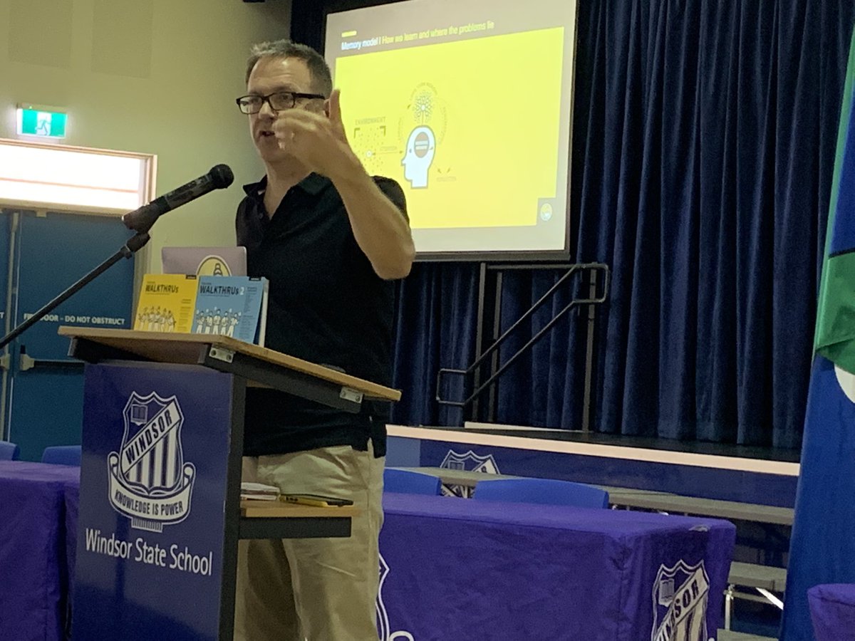 Tom Sherrington on Twitter: "RT @SimonBreakspear: And we are off! @teacherhead kicking off our # ...