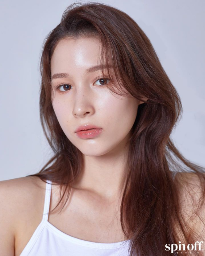 #HueningLea, la sœur aînée de #HueningKai et #HueningBahiyyih et ...