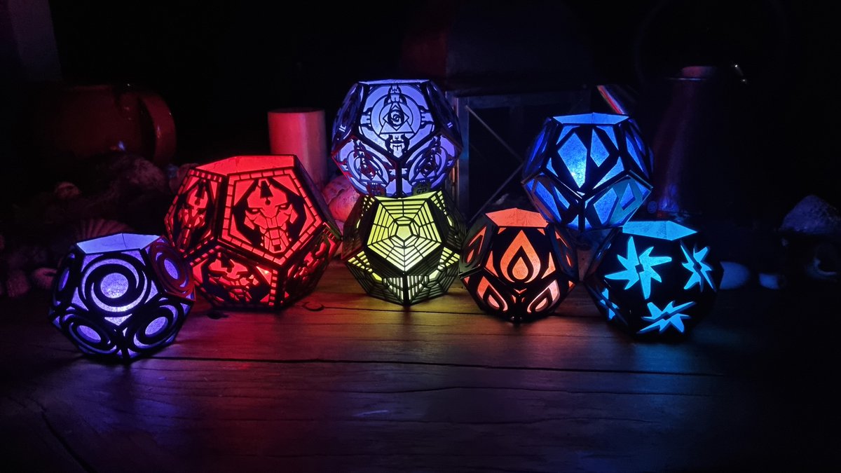 "Engram Lamps" enviado por Kimber Prime > Comunidade | Bungie.net