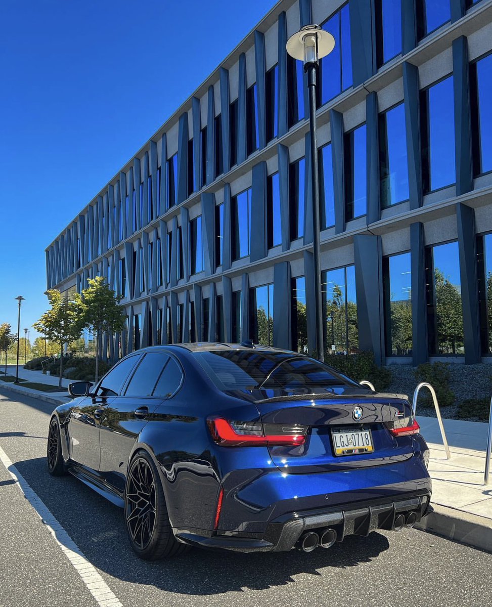 car-porn-on-twitter-bmw-m3-competition