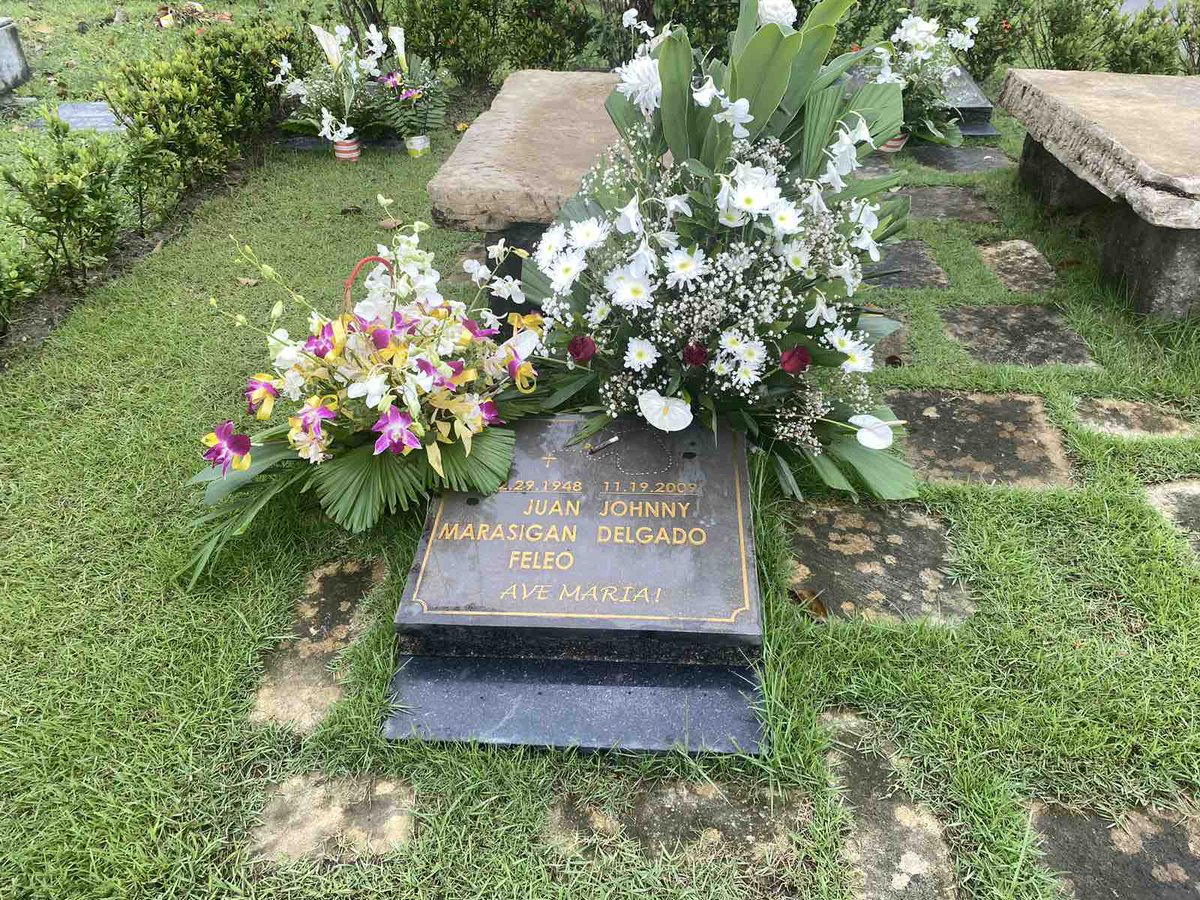 Radyo Pilipinas on Twitter: "TINGNAN | Inalayan na rin ng mga bulaklak ang puntod ng ilang ...