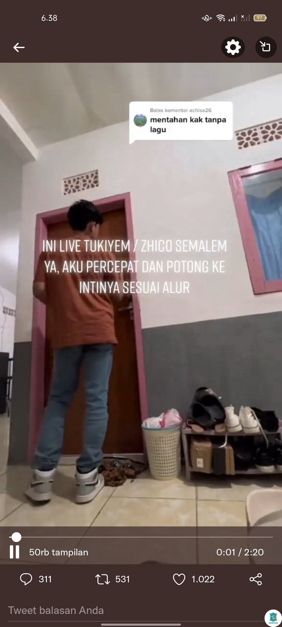 🦈 SUROBOYOFESS 🐊 on Twitter: "Sing ganteng koyok ngene ae diselingkuhi -rek. Ndanio aku sing ...