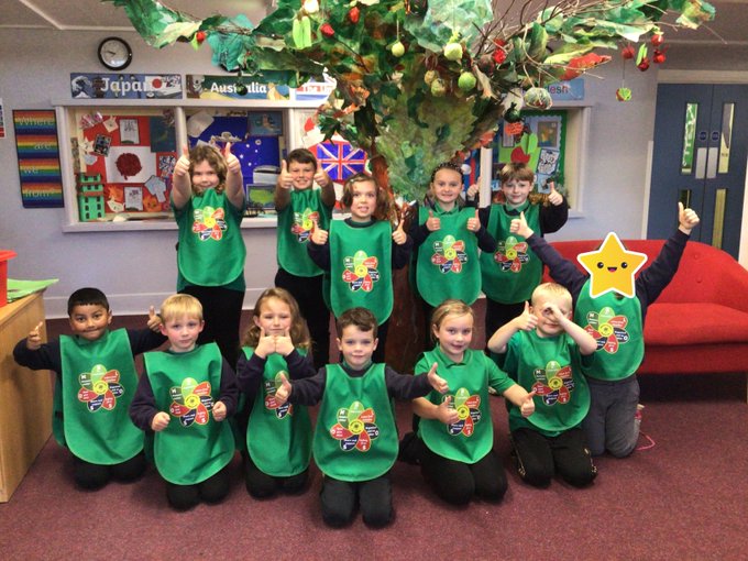 Appletree Gardens First School - Home