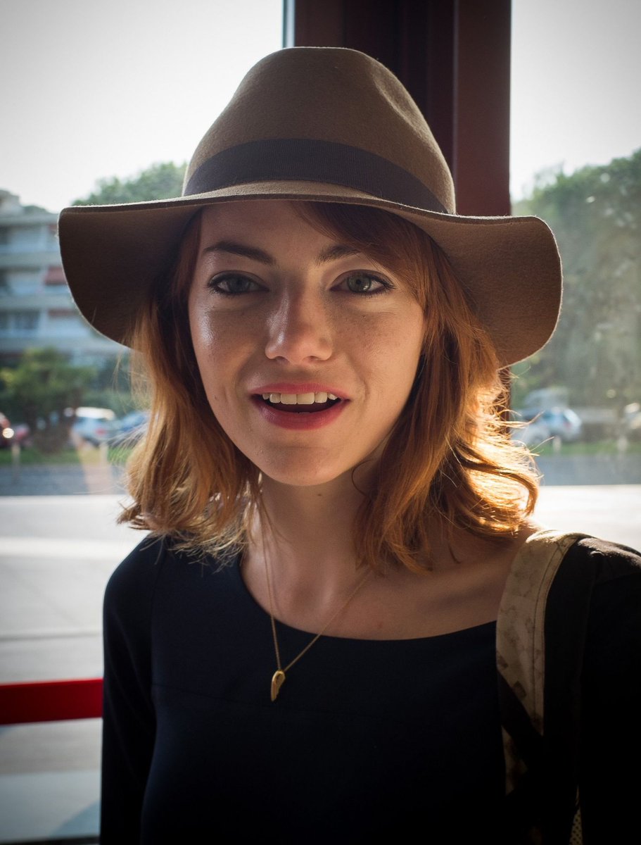 Emma Stone is Love on Twitter: "See this Instagram photo by @kingholtie https://instagram.com/p ...
