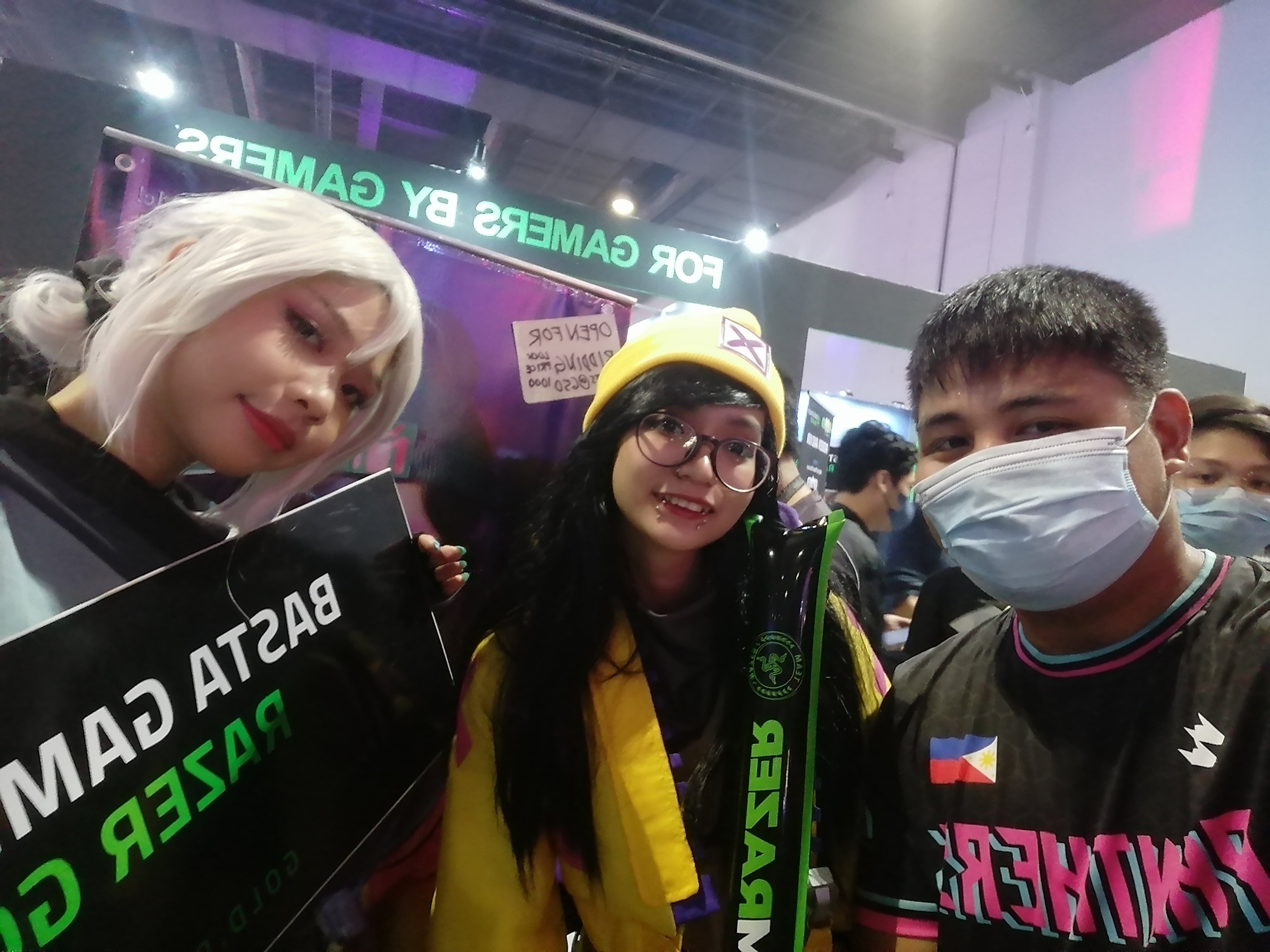 Juniopawzzz | Juni | ESGS Day 1-3 on Twitter: "Also met @_cchellie sa NAOS booth...thanks ulit ...