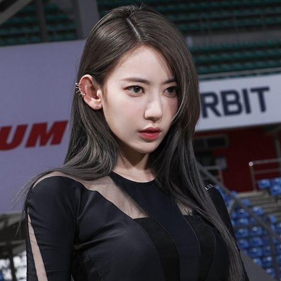 ssera pics on Twitter: "thread of sakura’s viral videos on twitter #MAMAVOTE #LESSERAFIM https ...