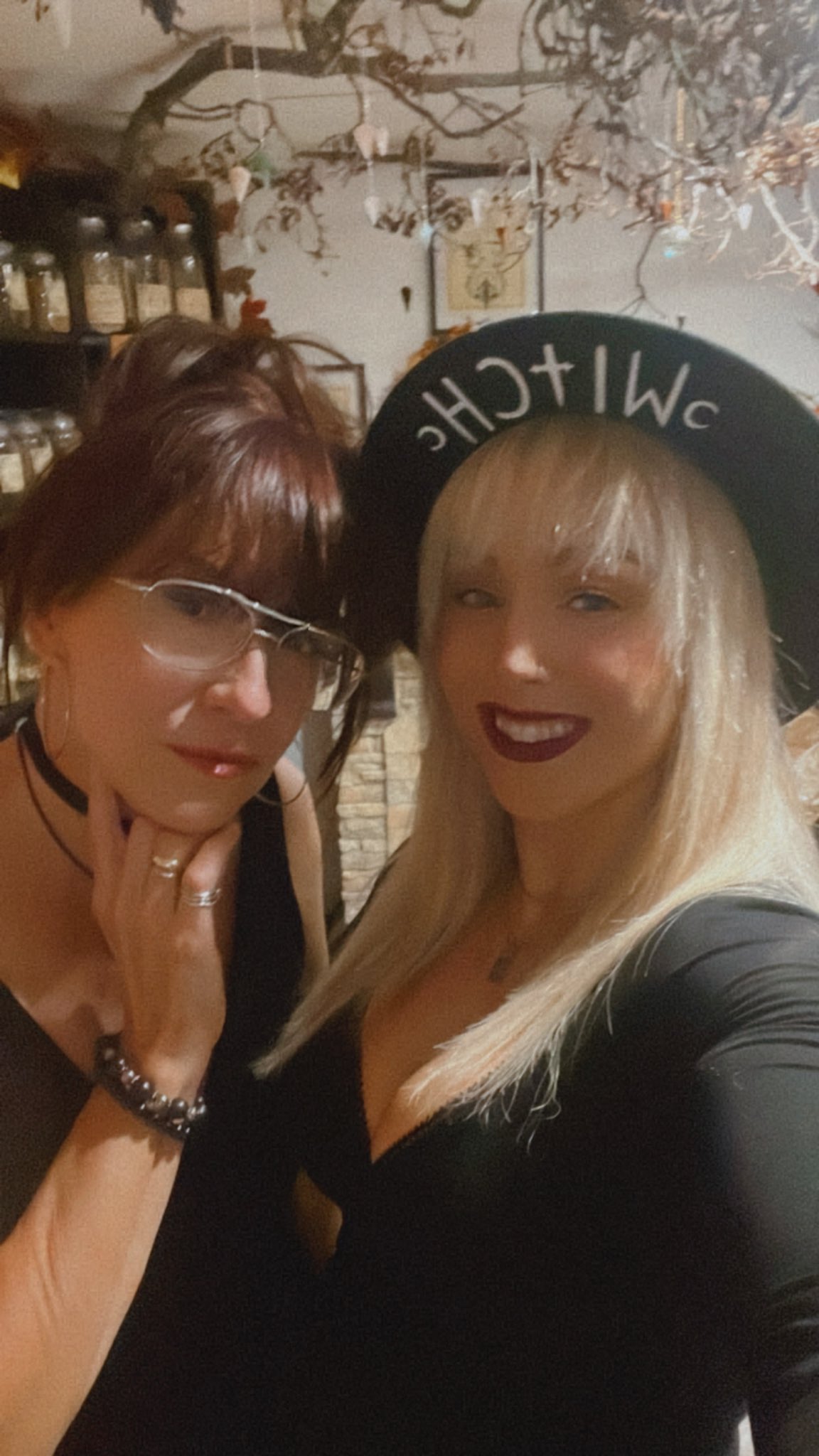 The Real Taylor Wilde on Twitter: "Last night was pure magic. Thank you #spellbound @RoDouris 🖤🙏 ...