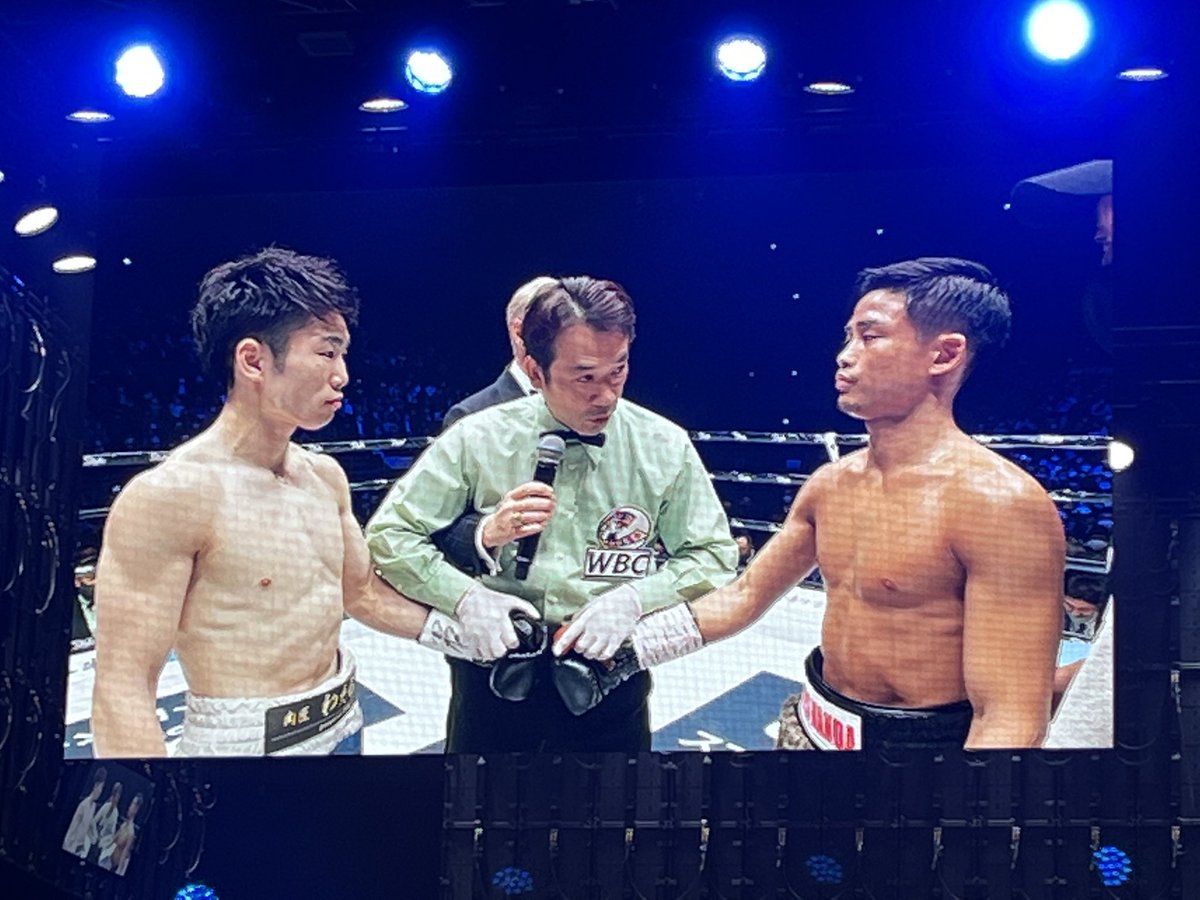 Chloé on Twitter: "RT @fuku_tetsu: 今晩は埼玉スーパーアリーナに。ボクシングWBC・WBA世界ライトフライ級王座統一戦の応援。日本人世界チャンピオン同士の決戦 ...