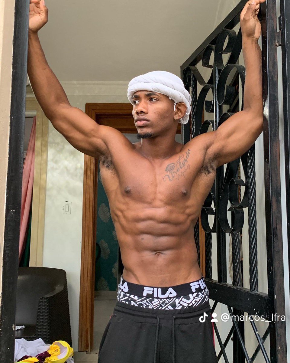 marcosbebe on Twitter: "👑🇩🇴 párese un Dios"