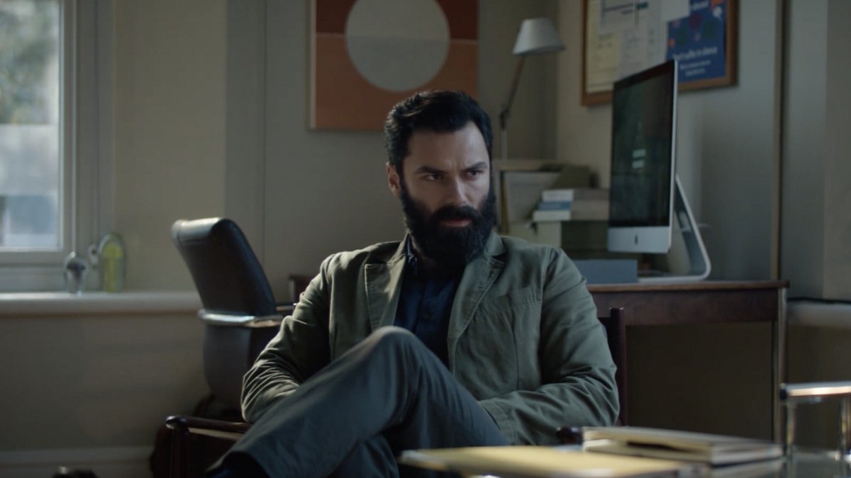 Aidan Turner is a doctor with a secret in an exclusive sneak peek of ...