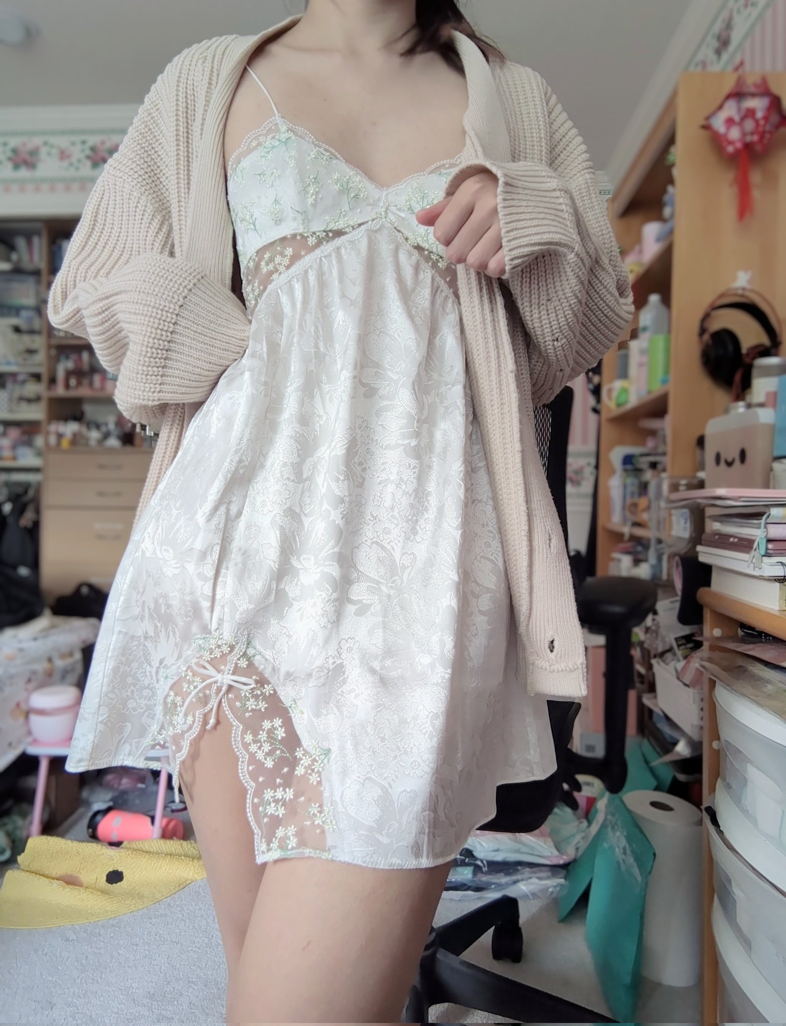 Chiro🐟 on Twitter: "I ended up getting that dress 💠 https://t.co/K7JH9ZTyIX" / Twitter