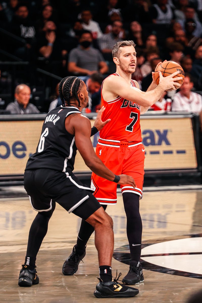 Goran Dragic coming up big in the first half already. Chicago Bulls ...