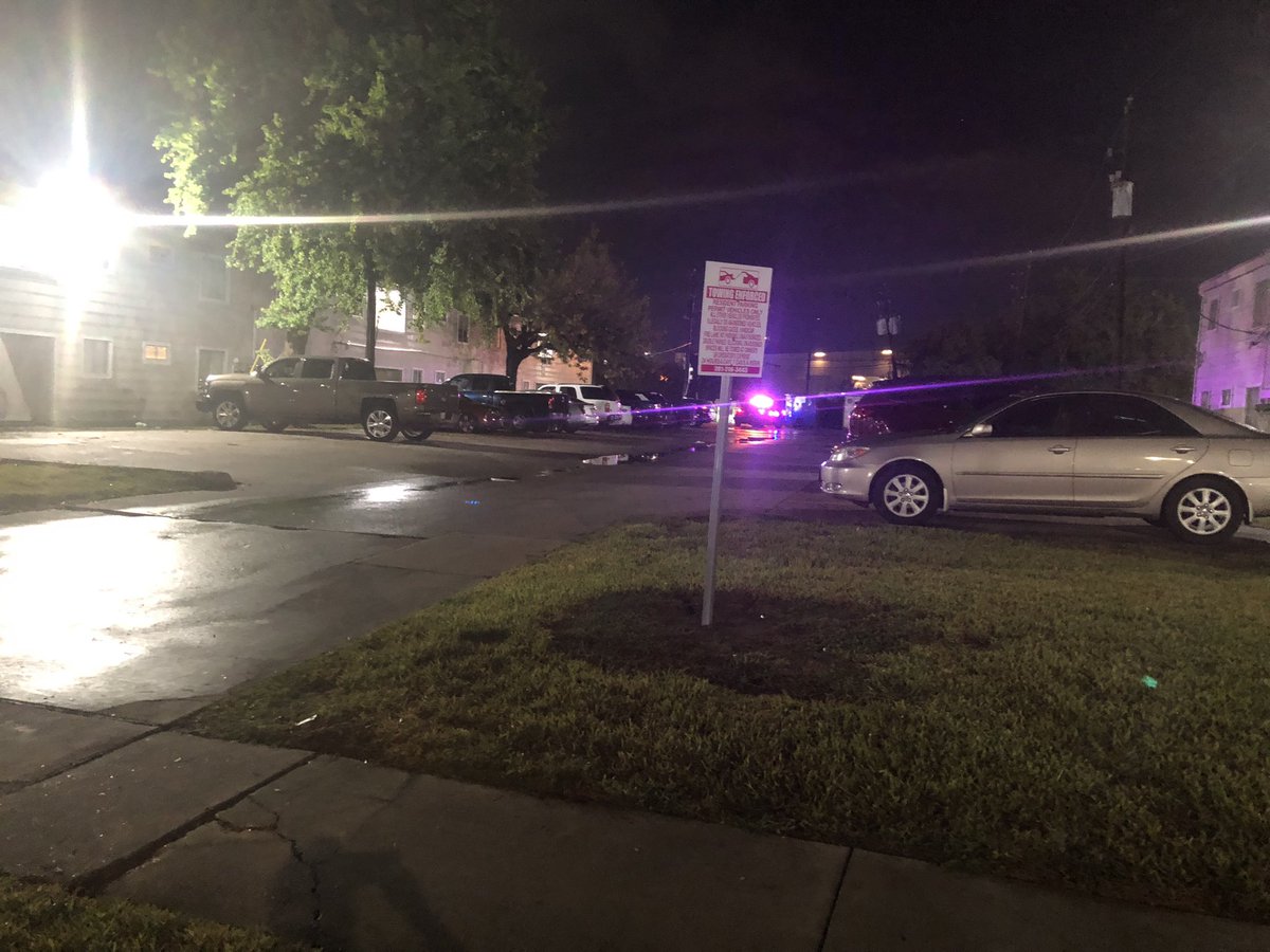 Houston Police On Twitter Eastside K9 And Fox Are Searching For An