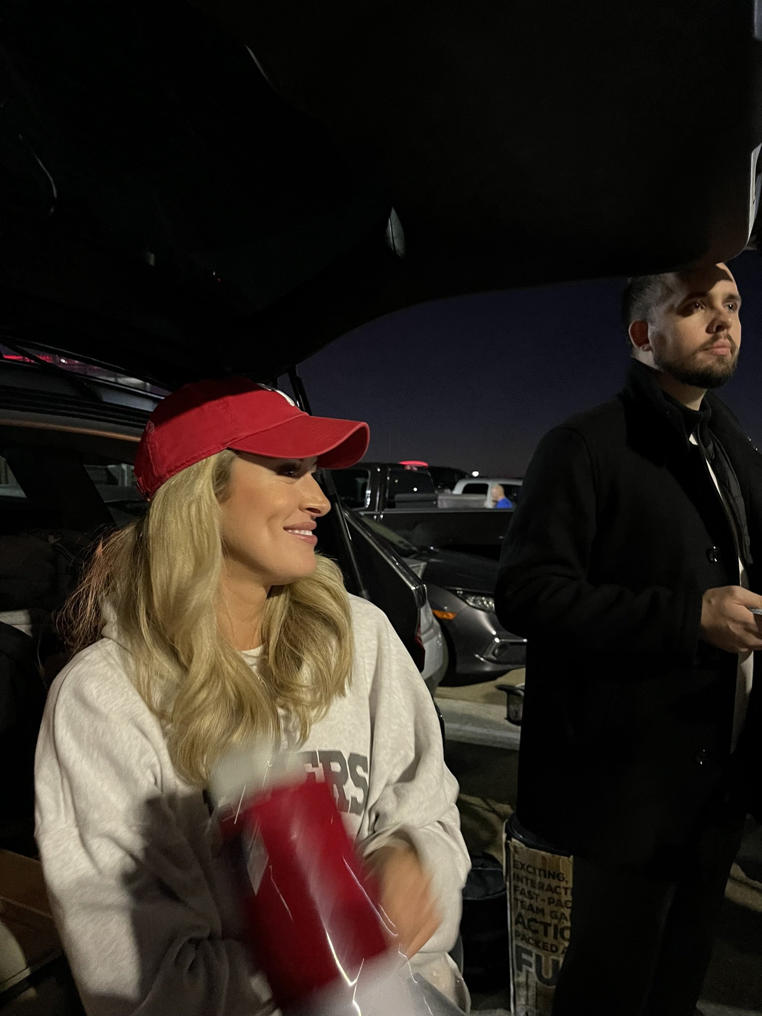 Devan Kaney on Twitter: "tonight was magical. I ️ u, Philadelphia. https://t.co/fQerm6qxRx ...