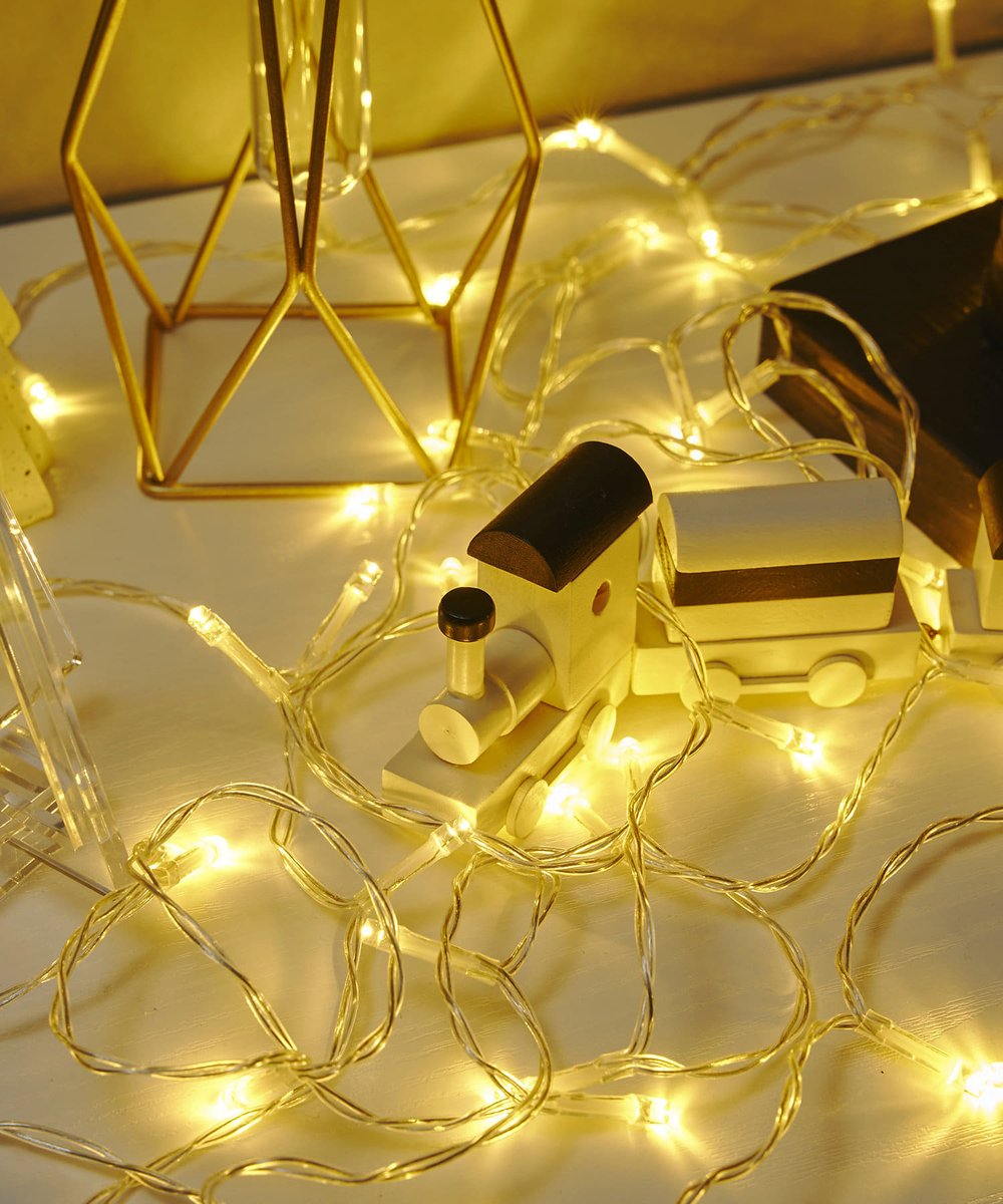 3COINSスリーコインズ【公式】 on Twitter: "Holly Jolly🎄 LEDイルミネーションライト 300円(税込330円) 約長さ3m 電球の数：50個 使用電池：単3電池 ...