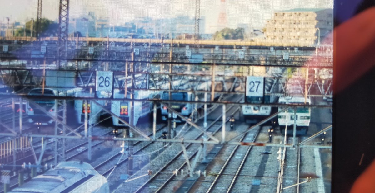 湘南🍥 on Twitter: "185系、C1編成とB6編成通電中"