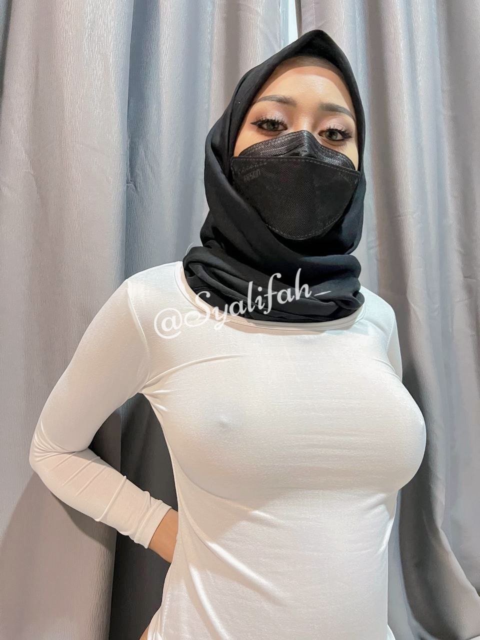Hot Hijab Bra