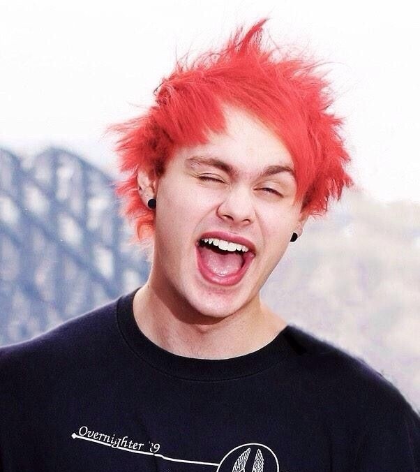 5sos Michael Blue Hair