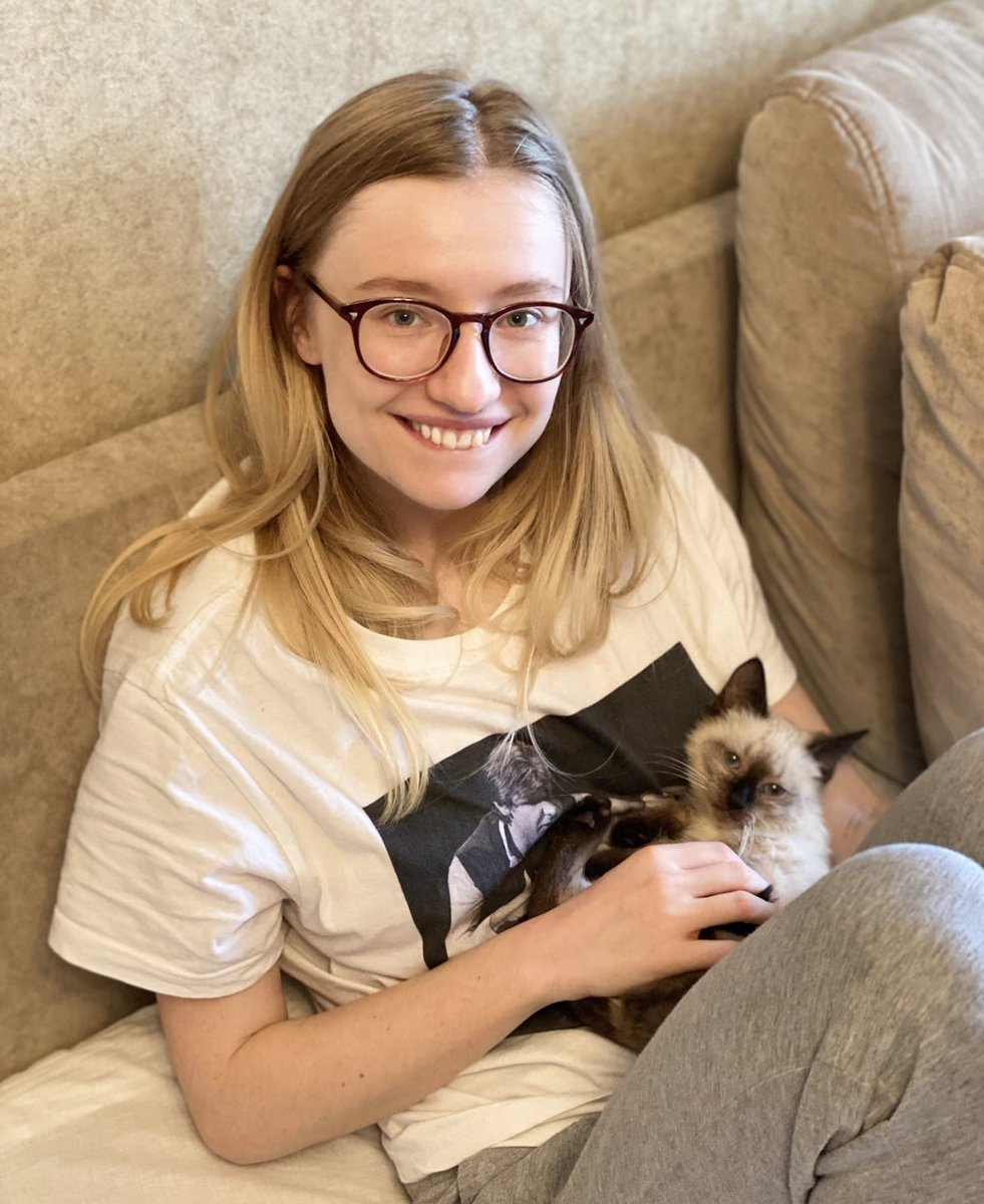 ВЗРОСЛЫЙ КОНТЕНТ On Twitter Я не плачу это просто слезы 🥹