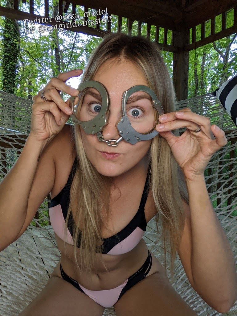 Vika on Twitter: "@JuliaaBurch Definitely YOU https://t.co/0cBnGzomvm" / Twitter