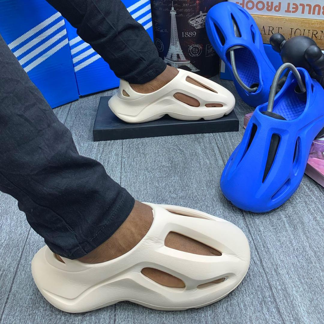 Makanju-ola Surdeeq on Twitter: "RT @SirDemzy: SLIDE ONE IS GIVING...🥵🥶 ...