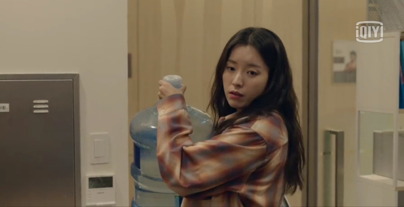 K-Drama Menfess on Twitter: "Guys tolong rekomen •kdm• yang ceweknya tangguh kayak saebom dong🙏 ...