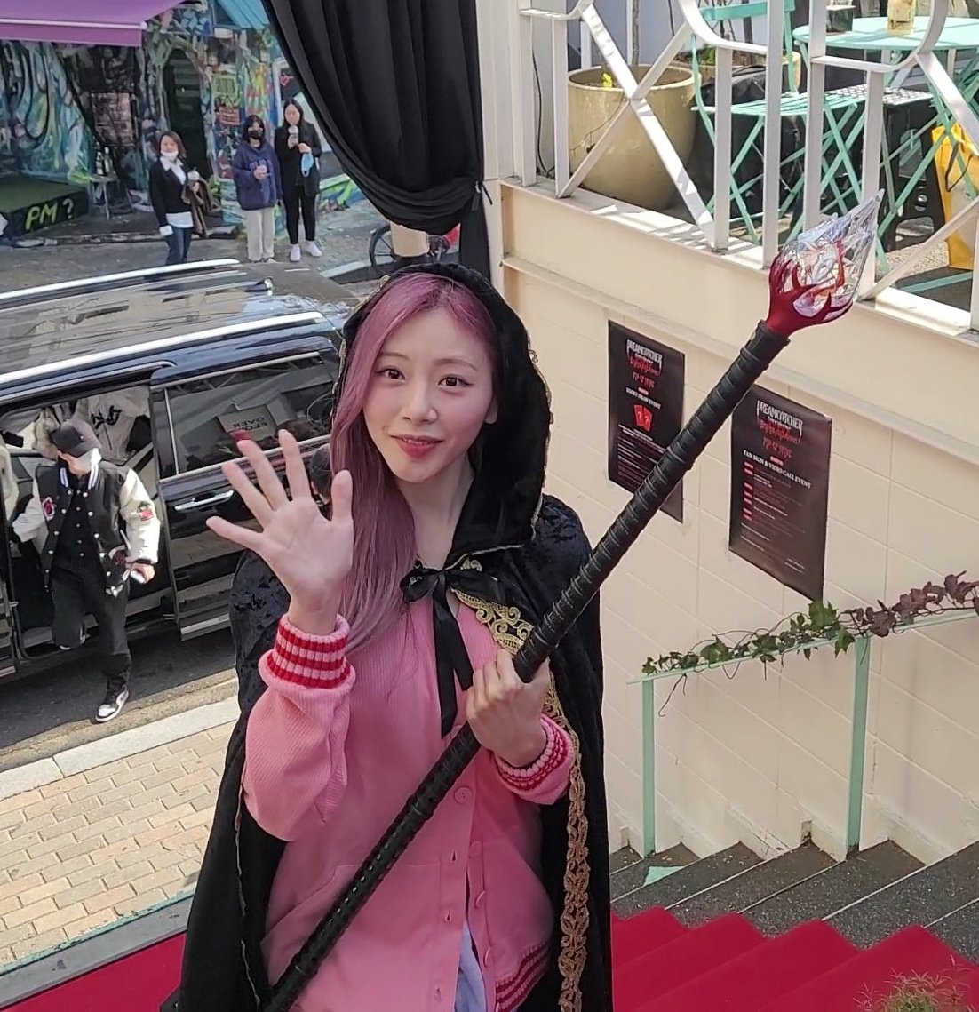 JustARandomPauline🌱 on Twitter: "RT @Nimbus_8000: Our Bunny coven leader wants us to keep using ...