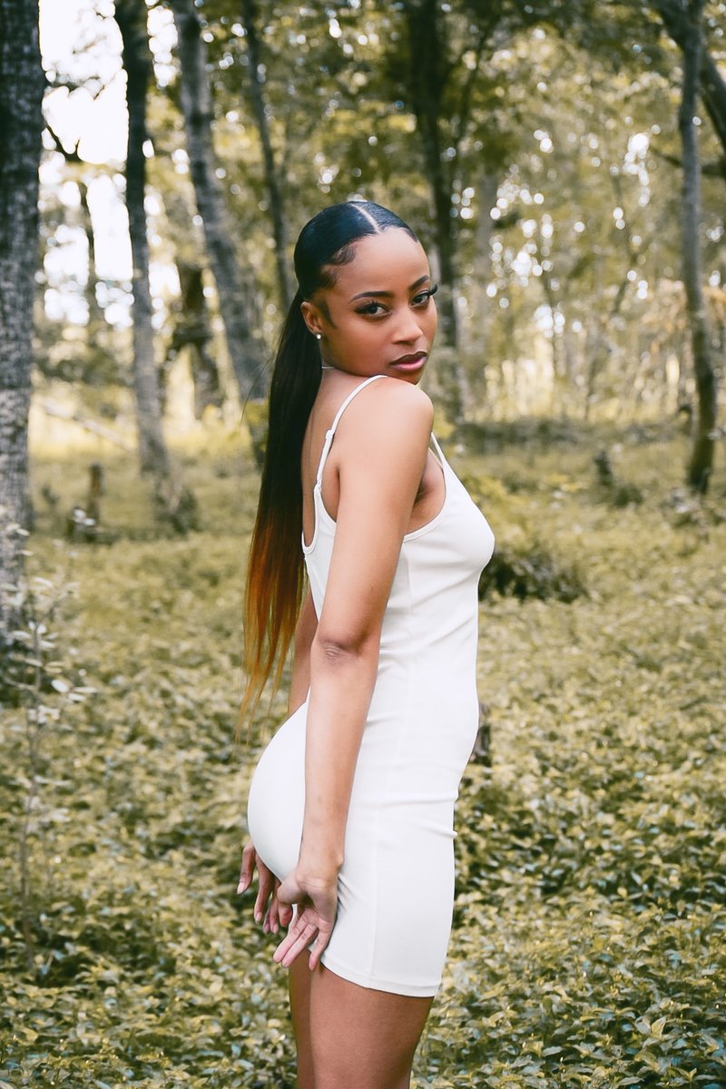 𝐸𝓈𝒾𝒽𝓁𝑒 𝒩. 🤍 on Twitter: "👼🏽."