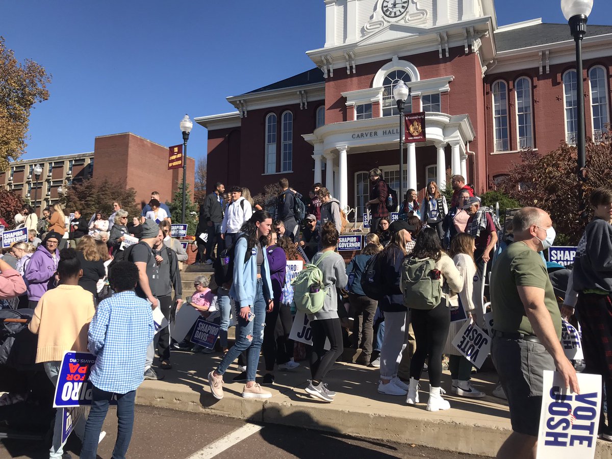 Magdi Jacobs's Threads – Thread Reader App