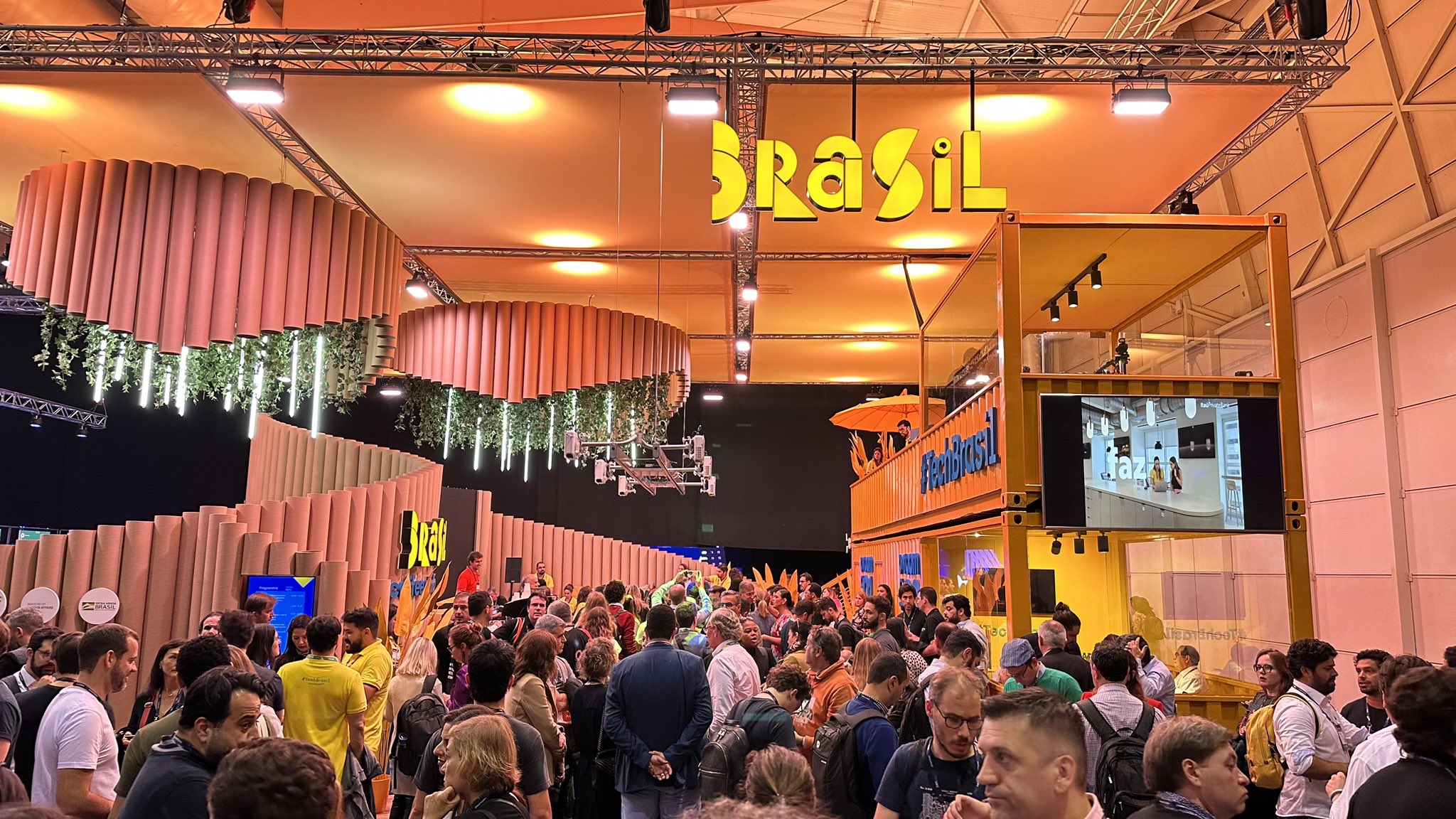 Burak Su "42" on Twitter: "Brezilya vs. Türkiye at Web Summit. https://t.co/q8mCN5PZq3" / Twitter