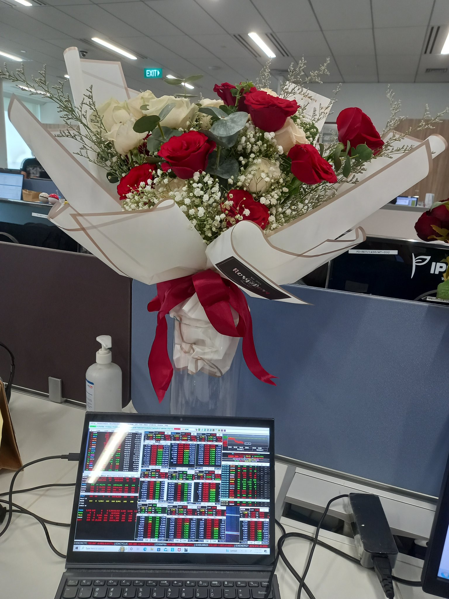 Eva on Twitter: "🤑 https://t.co/FgvqVGKubE" / Twitter