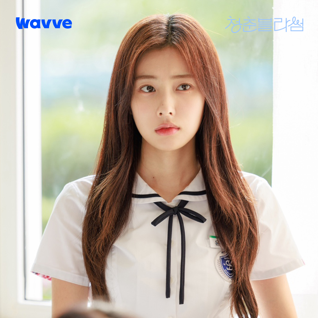 Wavve (웨이브) on Twitter: "이대로 청블즈 못 보내…아니 안 보내😭 아쉬운 마음 담아 비하인드 하드 털이! 웨이브 오리지널 하이틴 로맨스 드라마 #청춘블라썸 ...