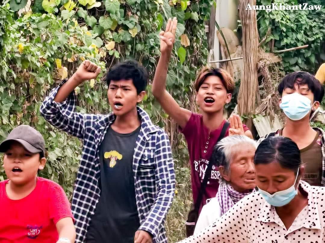 Khit Thit Media On Twitter ချင်းတွင်းမြစ် သပိတ် စစ်ကြောင်း အကြမ်းဖက