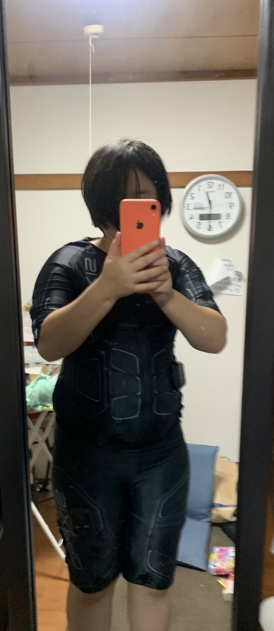 那珂山みちる@2/8 4巻発売 on Twitter: "EMSスーツ使い始めて12日目 https://t.co/c7JxlVU20z" / Twitter