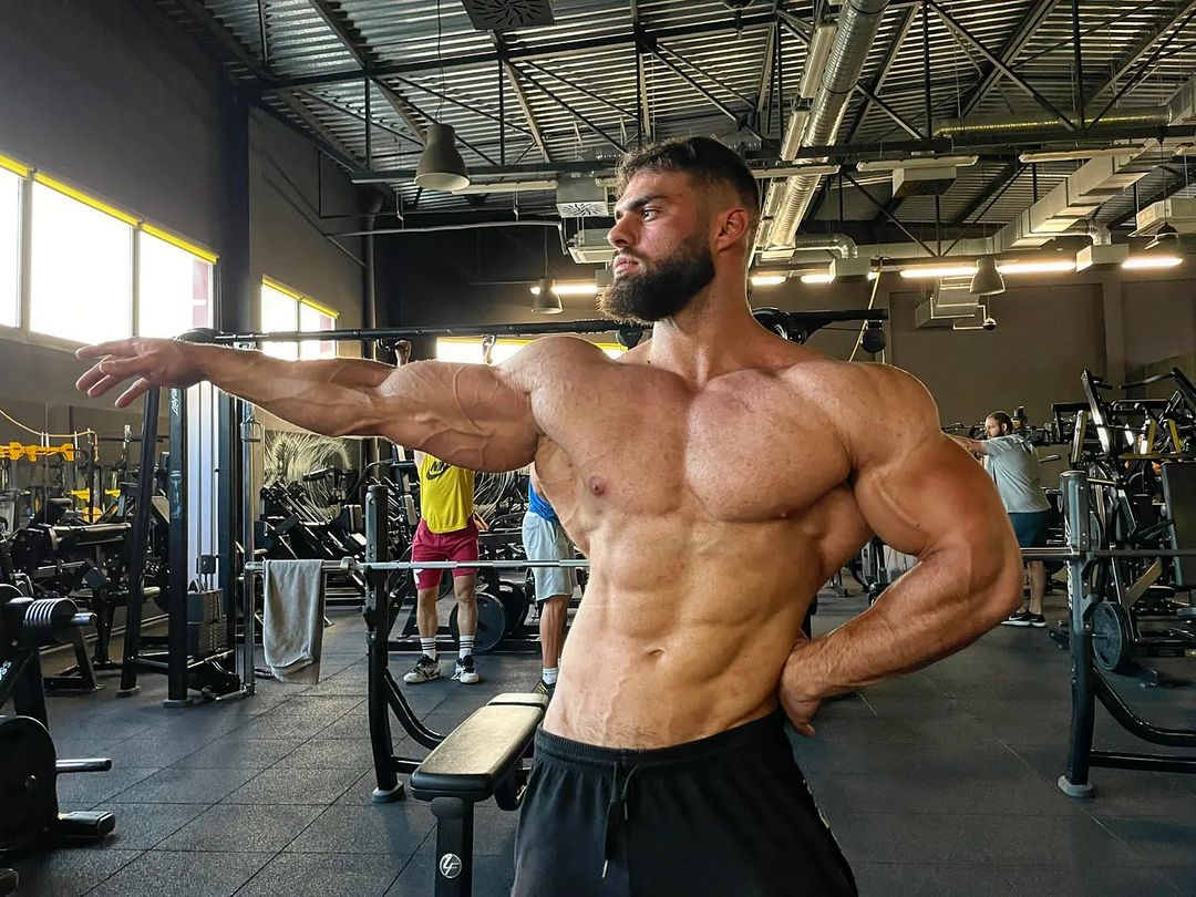 Byczq on Twitter: "IG: mikefitko"